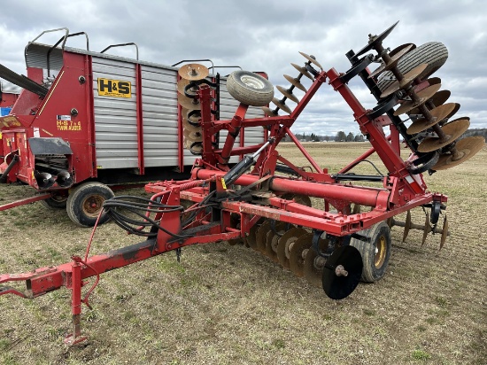 White 271 21’ Rock Flex Hydraulic Fold Disk | Online Auctions | Proxibid