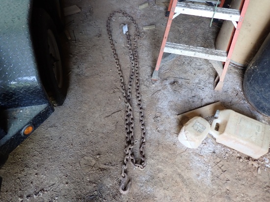 Log chain with two hooks | Online Auctions | Proxibid