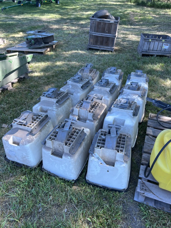 Kinze Insecticide Boxes | Proxibid