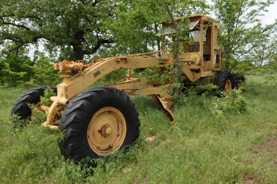 Caterpillar motor grader plate # 3U194 with 12' blade | Online Auctions ...