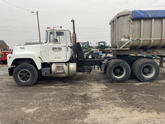 1986 Mack R685ST Day Cab | Online Auctions | Proxibid