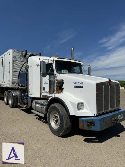 2007 T/A Kenworth T800 Hydra Pac Tractor w/ Sleeper, 2007 BJ/Peerless ...