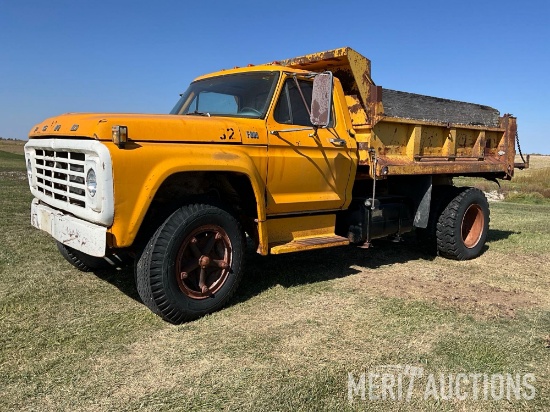 1975 Ford F600 single axle dump truck | Online Auctions | Proxibid