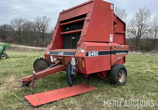 Case IH 8460 Round Baler | Online Auctions | Proxibid