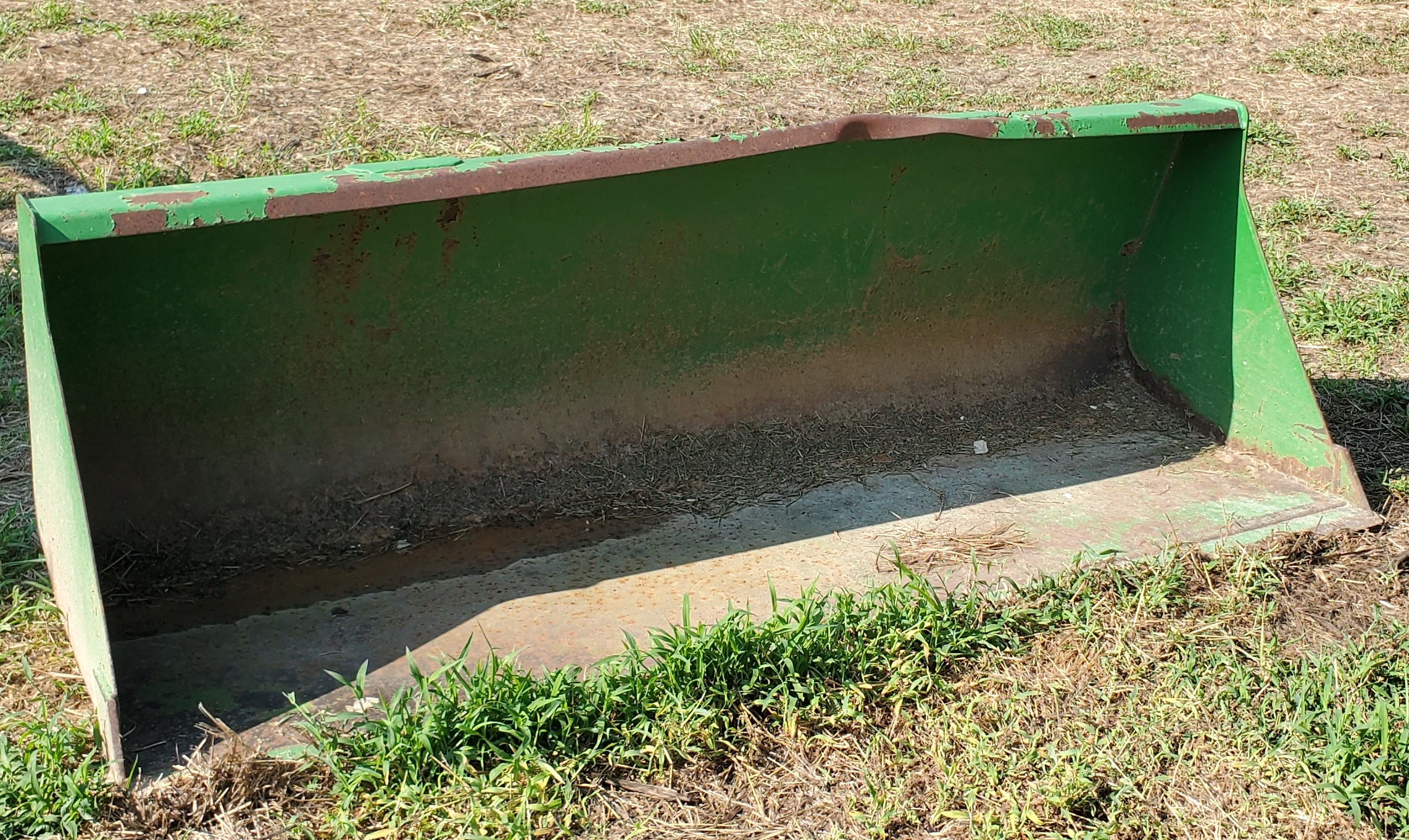 John Deere 7ft Bucket | Proxibid