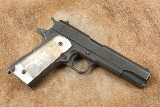 WWII Ithaca Gun Co. U.S. M1911A1 Sweetheart Grips .45 ACP Semi-Auto ...