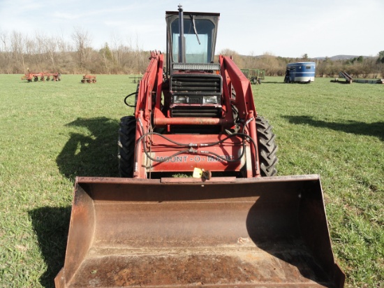 Case 385 tractor with canopy and 2250 case loader bucket | Farm ...
