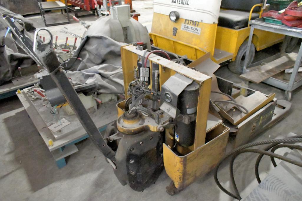 Caterpillar Model NPP40, 4,000-Lbs. Capacity | Proxibid