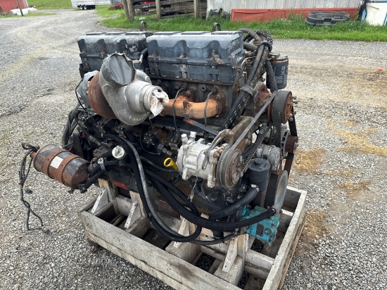 Mack E7-427 Engine | Cars & Vehicles Trucks Truck Parts & Accessories ...