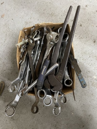 Box full of wrenches and other tools | Heavy Construction Equipment ...