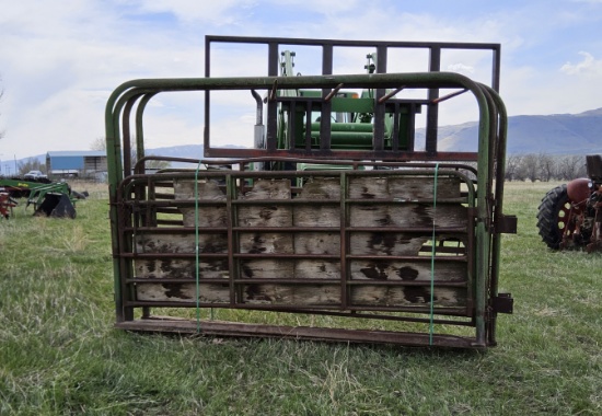 4-12ft Heavy Duty Powder River Green Bow Gates | Online Auctions | Proxibid