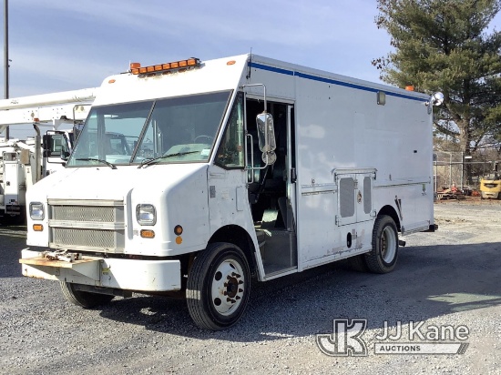2006 Freightliner MT55 Van Body/Air Compressor Truck, 25 Ft Long With ...
