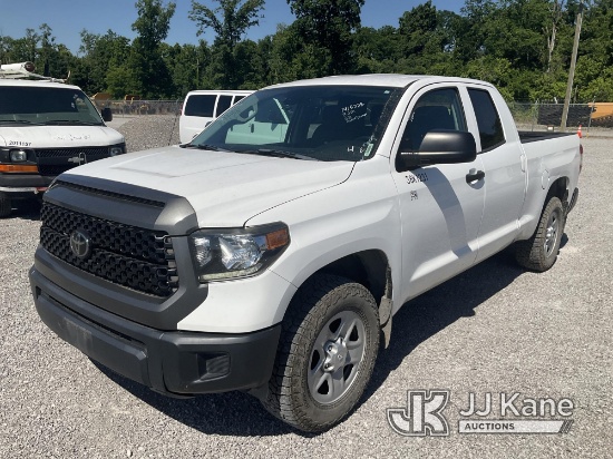 (Verona, KY) 2019 Toyota Tundra 4x4 Crew-Cab Pickup Truck Runs & Moves ...