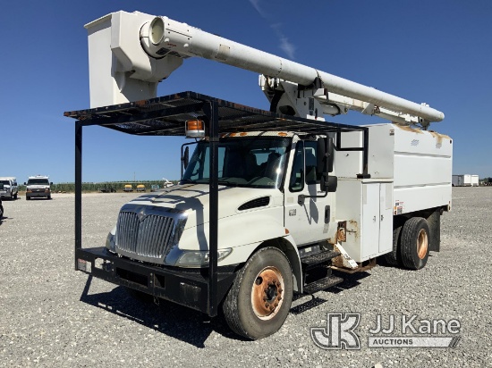 Altec LRV-56, Over-Center Bucket Truck corner mounted on 2007 ...