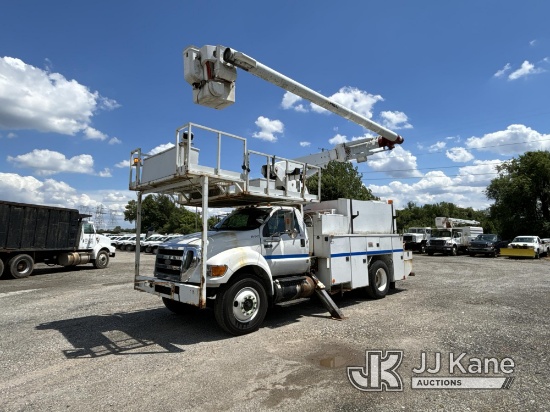 Altec LRV-55, Over-Center Bucket Truck mounted behind cab on 2008 Ford ...