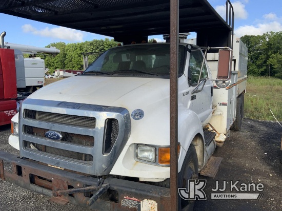 Altec LR760E70, Over-Center Bucket Truck mounted behind cab on 2013 Ford F750 Chipper Dump Truck ...