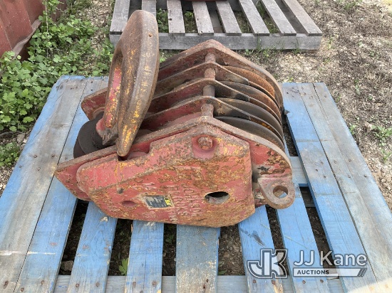 Johnson Blocks 28 Ton Hook Block NOTE: This unit is being sold AS IS ...