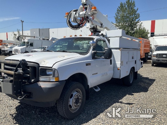 Altec AT35G, Articulating & Telescopic Bucket Truck mounted behind cab ...