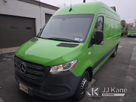 (Norwalk, CT) 2019 Mercedes-Benz Sprinter 3500 Cargo Van Spray Rig Runs ...