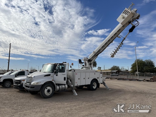 Altec DM47-TR, Digger Derrick rear mounted on 2013 International 4300 ...