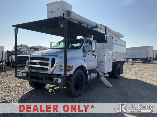 Altec LR756, Bucket mounted behind cab on 2013 Ford F750 Chipper Dump Truck Runs, Moves & Upper ...