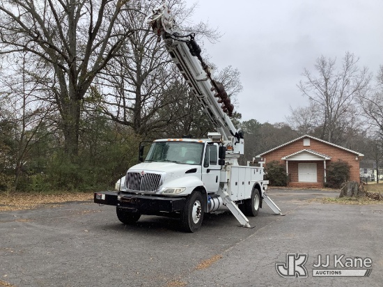 Altec DM47-TR, Digger Derrick rear mounted on 2017 International ...
