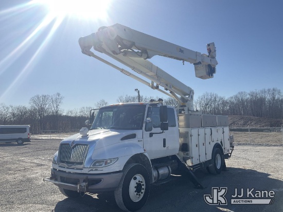 Altec TA60, Articulating & Telescopic Material Handling Bucket Truck ...