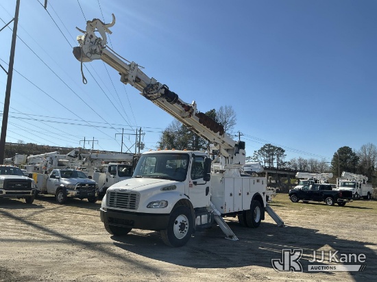 Altec DM47B-TR, Digger Derrick rear mounted on 2015 Freightliner M2 106 ...