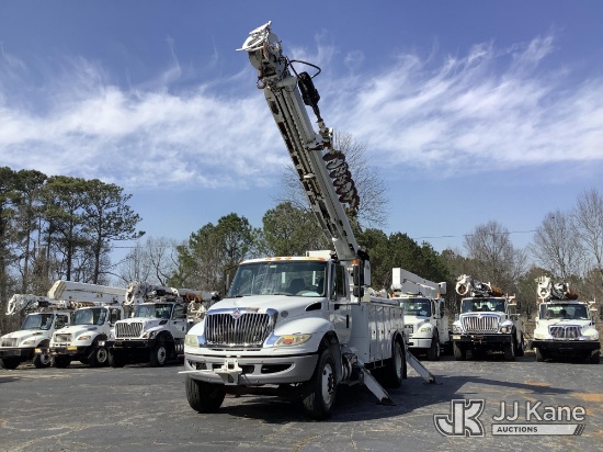 Altec DC47-TR, Digger Derrick rear mounted on 2017 International ...