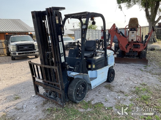 (Arcadia, FL) 2017 UTILEV UT25P Pneumatic Tired Forklift Not Running ...