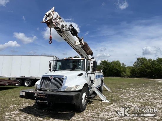 Altec DM47-TR, Digger Derrick rear mounted on 2018 International 4300 ...