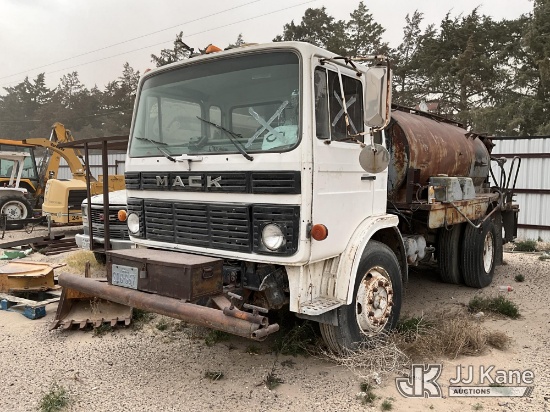 1984 Mack MS250 Asphalt Distributor Truck Not Running, Condition ...