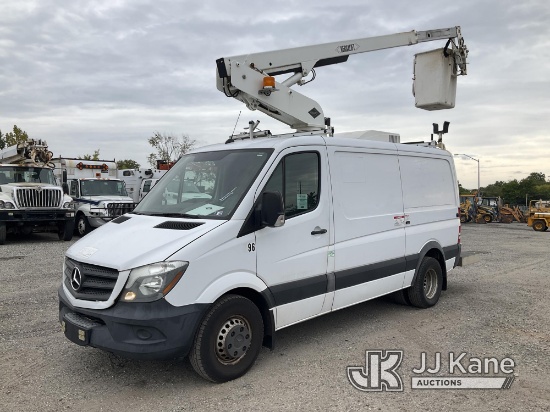 Versalift VANTEL29NE-01, Telescopic Non-Insulated Bucket Van mounted on ...