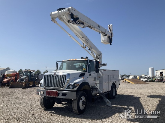 (Dixon, CA) Altec TA60, Articulating & Telescopic Material Handling ...