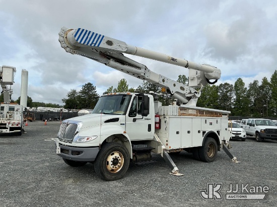 (China Grove, NC) Altec AM55-MH, Over-Center Material Handling Bucket rear mounted on 2013 ...