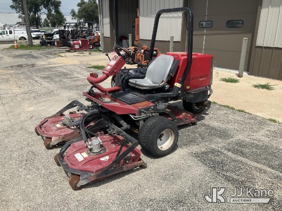 (South Beloit, IL) 2004 Toro Groundmaster 3500D Zero Turn Riding Mower ...