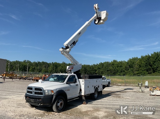 (Carrier Mills, IL) Altec AT40M, Articulating & Telescopic Material ...
