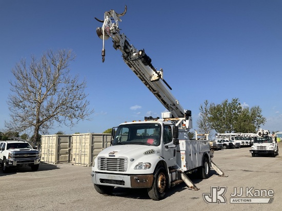 (Kansas City, MO) Altec DC47-TR, Digger Derrick rear mounted on 2015 ...