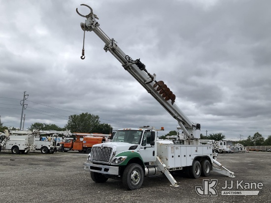 (Plymouth Meeting, PA) Altec D4065ATR, Digger Derrick rear mounted on ...