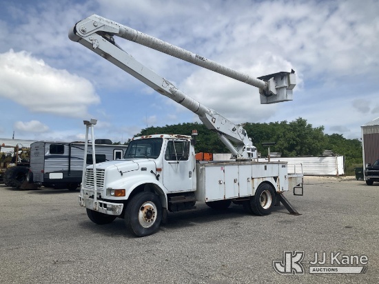 (East Troy, WI) Altec AA600, Bucket Truck mounted on 2001 International ...