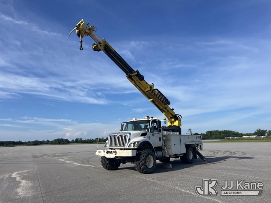 (Summerdale, AL) Altec DC47-BR, Digger Derrick rear mounted on 2011 ...