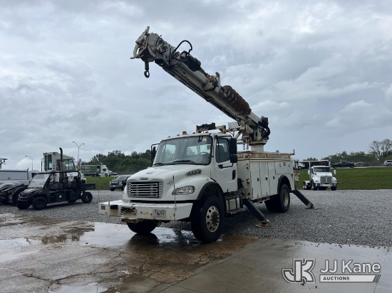 (Chattanooga, TN) Altec DC47-TR, Digger Derrick rear mounted on 2013 ...