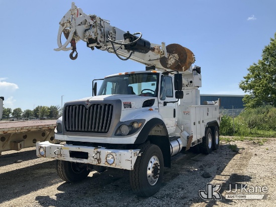 (Kansas City, MO) Altec D3060B-TR, Digger Derrick rear mounted on 2013 ...