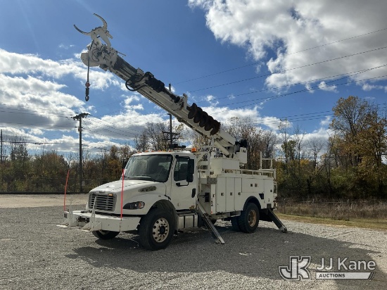 (Fort Wayne, IN) Altec DM47-TR, Digger Derrick rear mounted on 2012 ...
