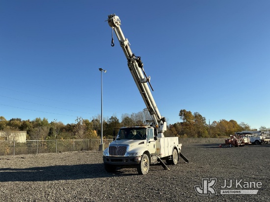 (Louisville, OH) Altec DM47-TR, Digger Derrick rear mounted on 2008 ...