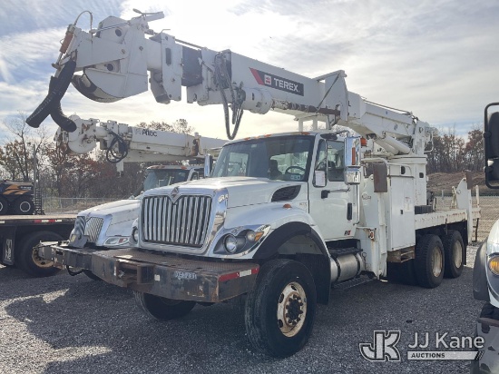 (Verona, KY) Telelect General, Digger Derrick rear mounted on 2013 ...