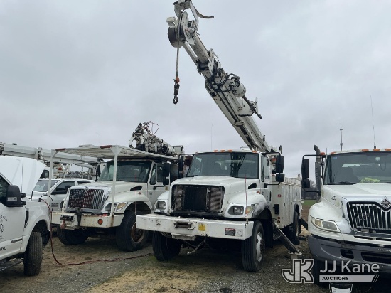 (La Grange, NC) Altec DM47-TR, Digger Derrick rear mounted on 2006 ...