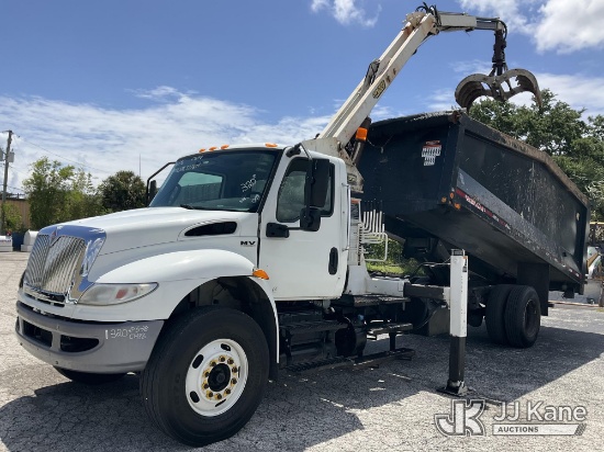(West Palm Beach, FL) Peterson TL3, Grappleboom Crane mounted behind ...