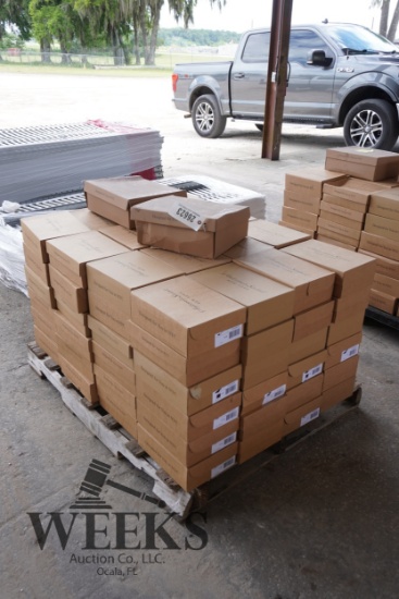 PALLET OF WOMENS BOOTS | Online Auctions | Proxibid