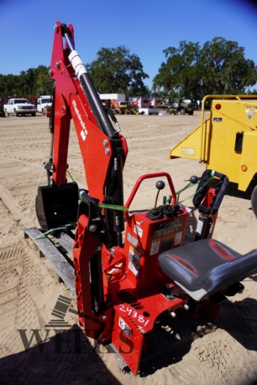 MAHINDRA 65B BACKHOE | Farm Equipment & Machinery Tractors Tractor ...